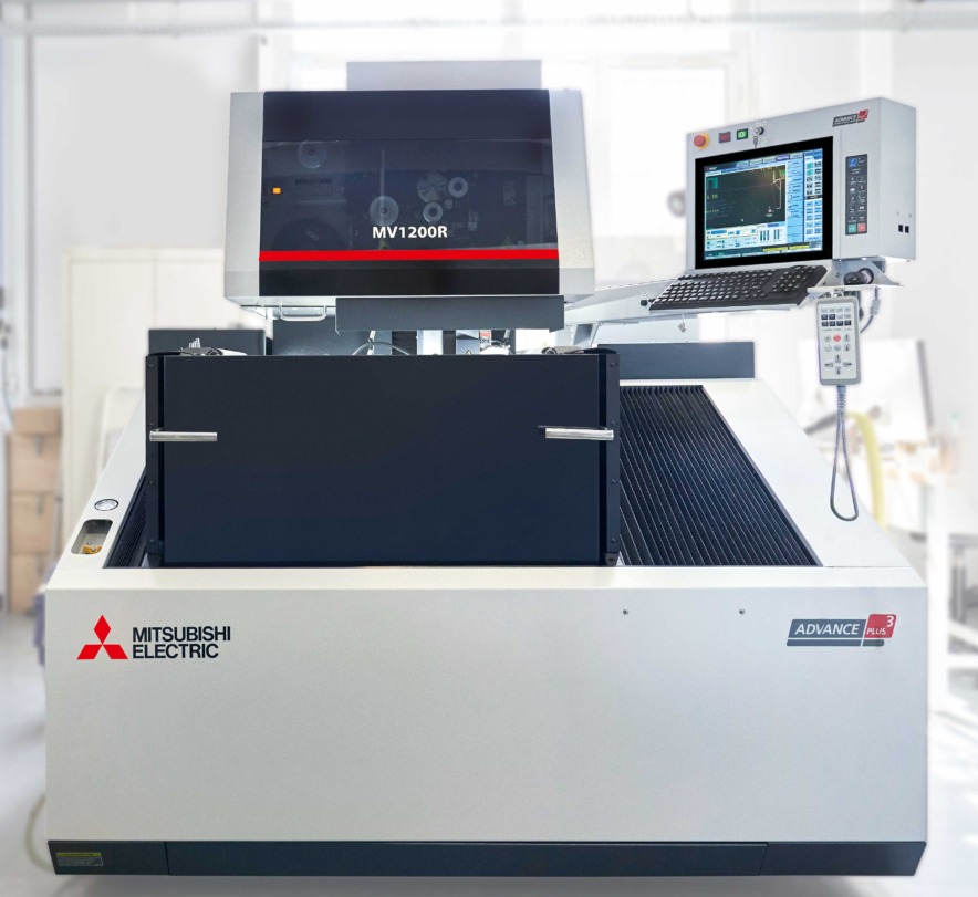 Symbiosis of high tech and outstanding workmanship - Mitsubishi ...