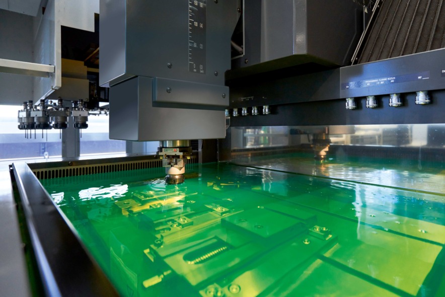 When every micrometre counts. Tool steel, carbide, ceramics ...