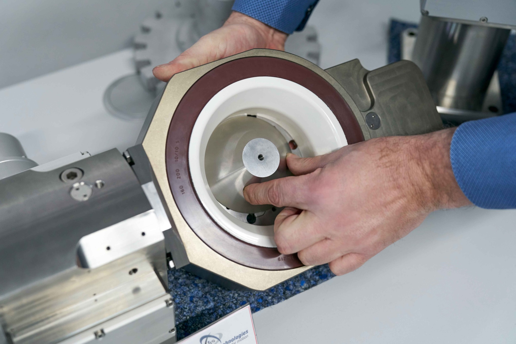 Optimising the machining process with additional axes and spindles ...