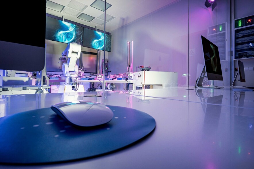 Robots from Mitsubishi Electric and AI in biotechnology - Mitsubishi ...